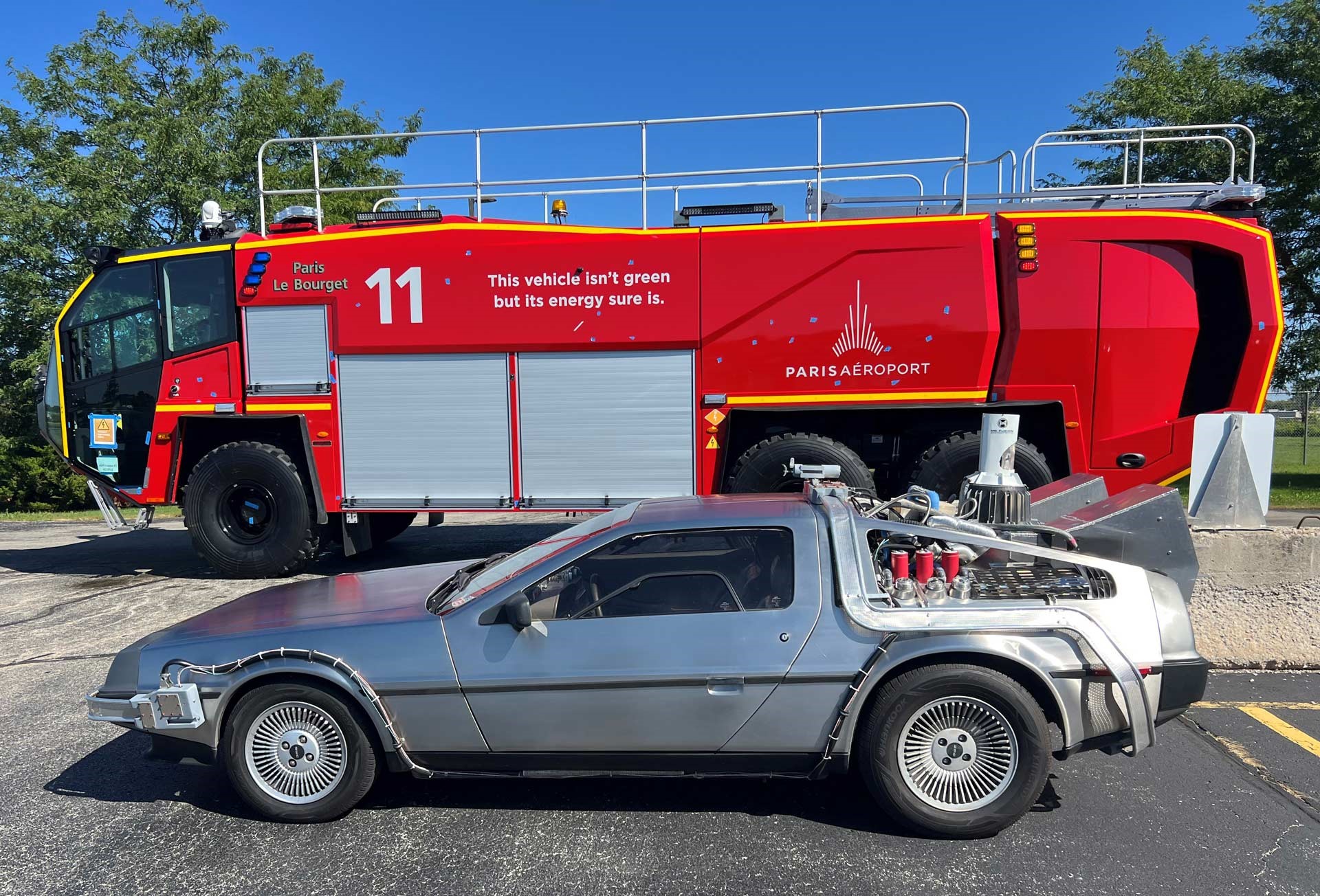 Camion SSLIA hybride à Paris-Le Bourget : le futur a rendez-vous avec ...